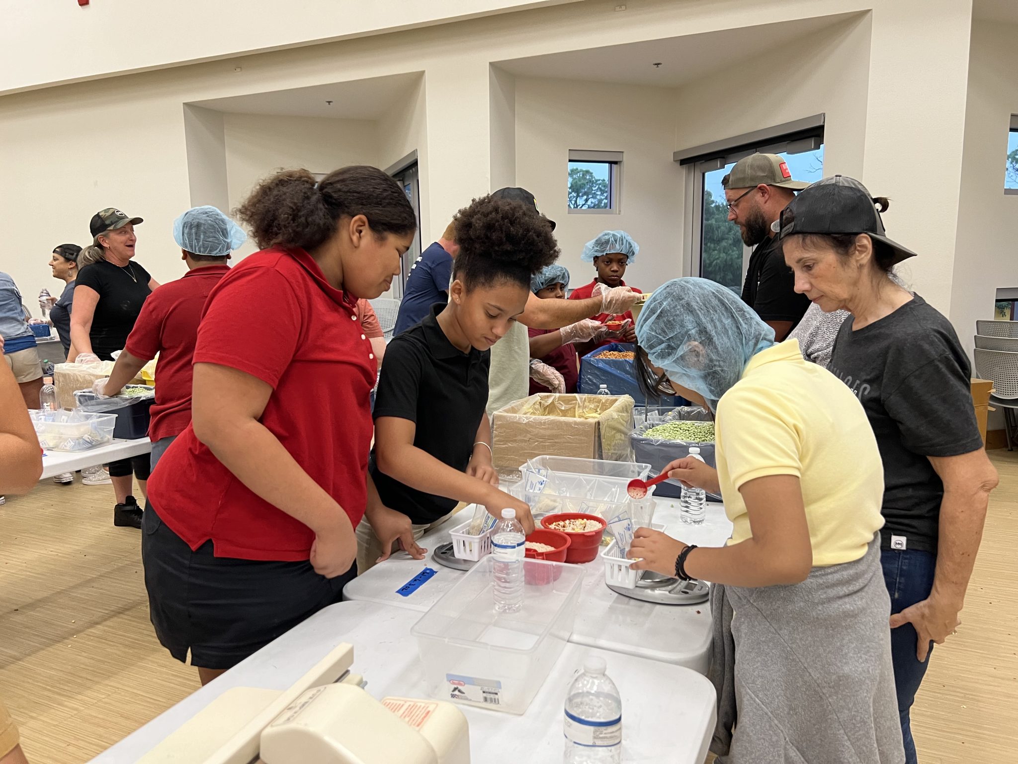 Meal Packing Event for Gladiolus Food Pantry – The Heights Foundation